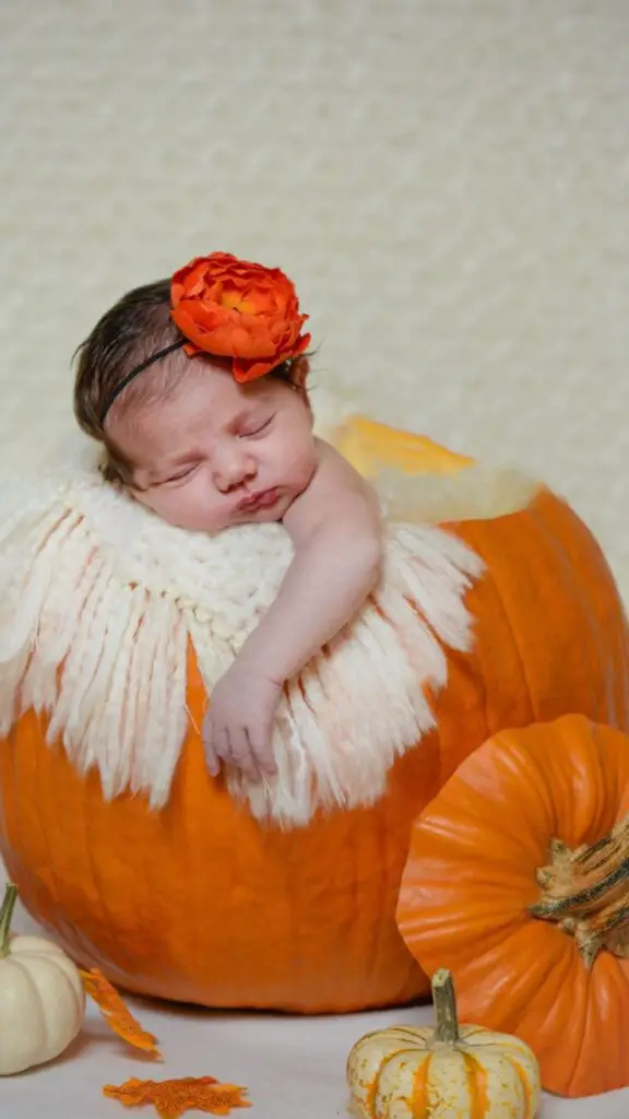 15 ADORABLE BABY FIRST HALLOWEEN COSTUME IDEAS. - padebby