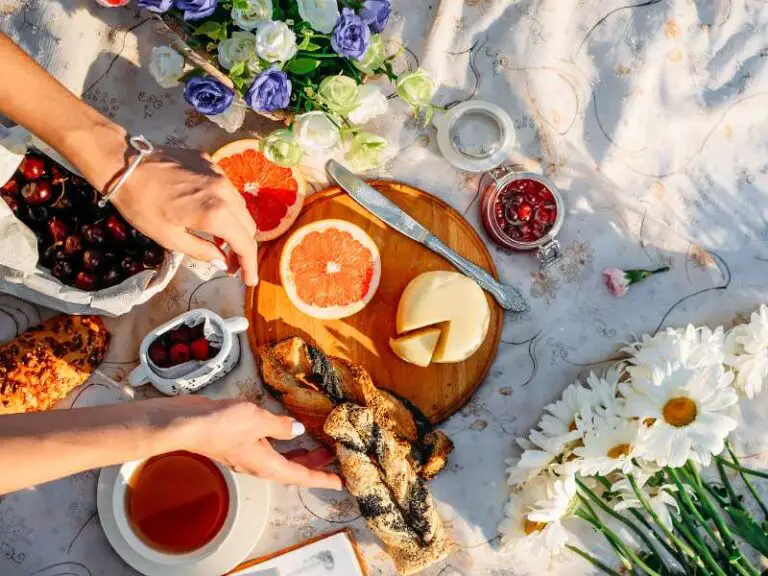15 AMAZING SPRING PICNIC IDEAS FOR THE WHOLE FAMILY - padebby