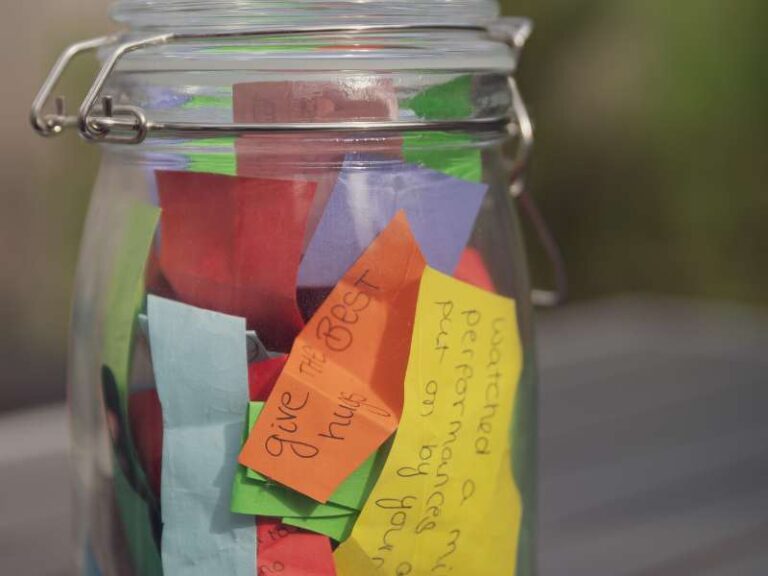 23 BUDGET-FRIENDLY MOTHER'S DAY HOME DECOR - padebby