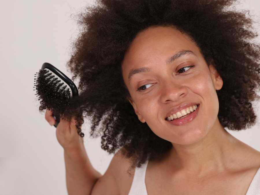 How To Keep Your Hair Healthy as a Sleep-Deprived Mom - padebby