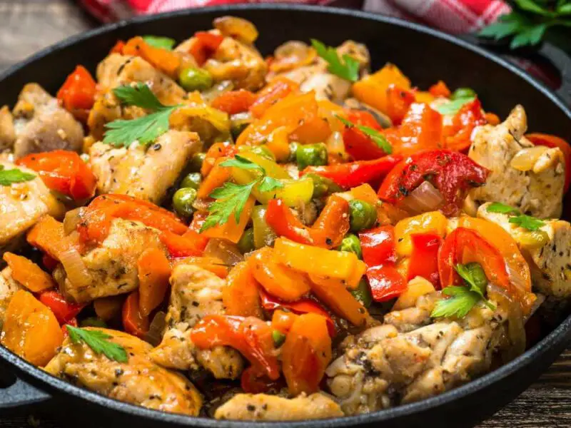 HOW TO MAKE FREEZER MEALS FOR MOMS, 29 EASY WAYS - padebby