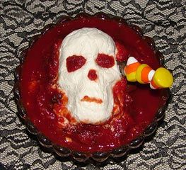 33 Fantastic Cheesy Halloween Pizza Skulls - padebby