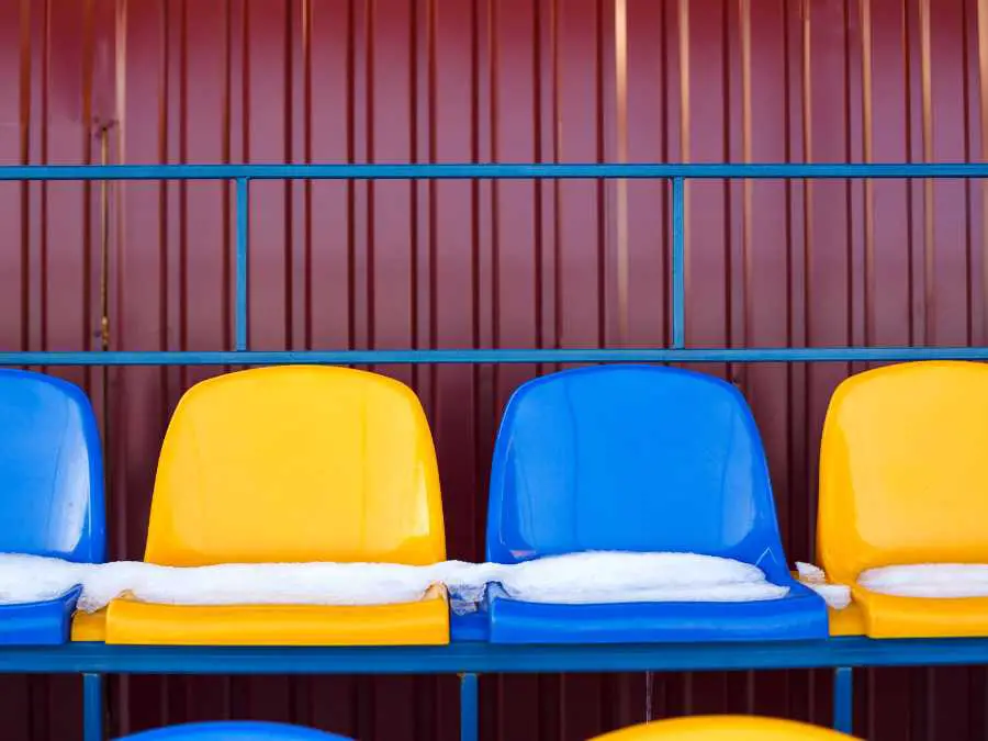 15 Effective Summer Wedding Guest Comfort Ideas - padebby