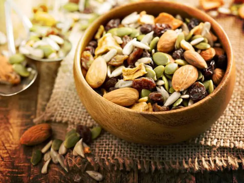 27 Easy And Delicious High Protein Snacks - padebby