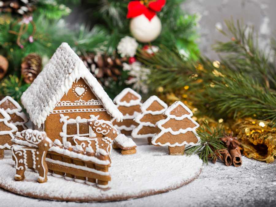 25+ Creative Gingerbread House Ideas for Beginners - padebby
